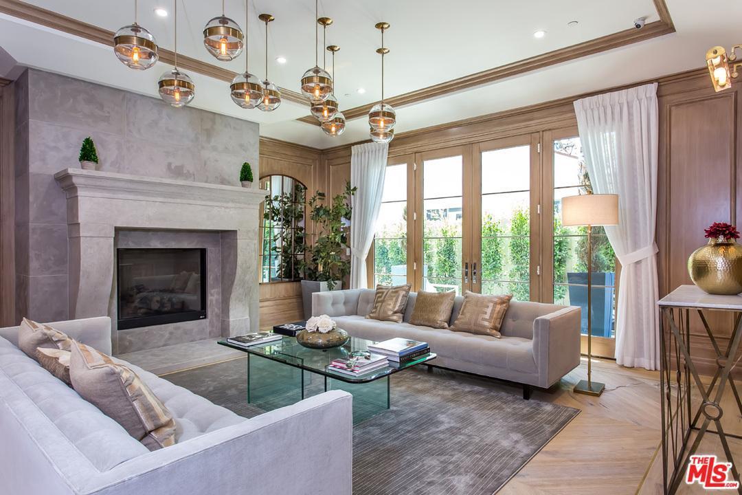 MLB Great Jimmy Rollins Sets Record With Encino Estate Purchase