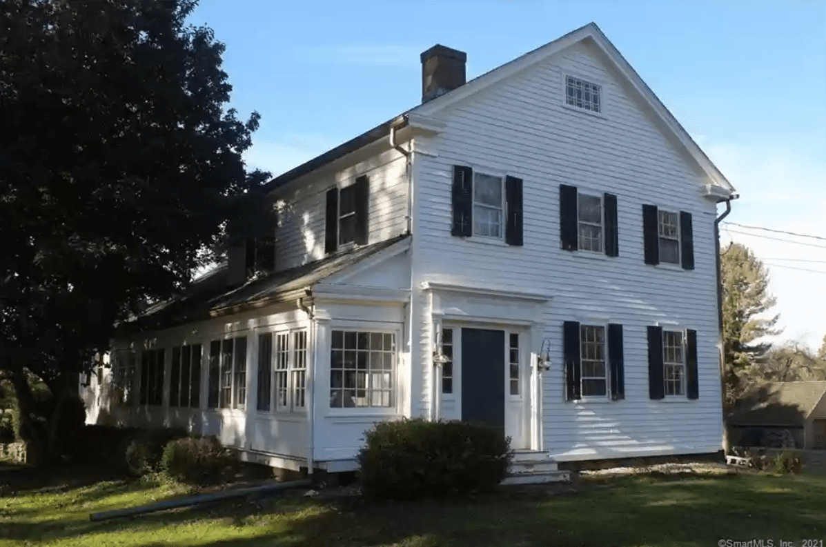 1690 Massachusetts Home in Need of Repair Is This Week's Oldest