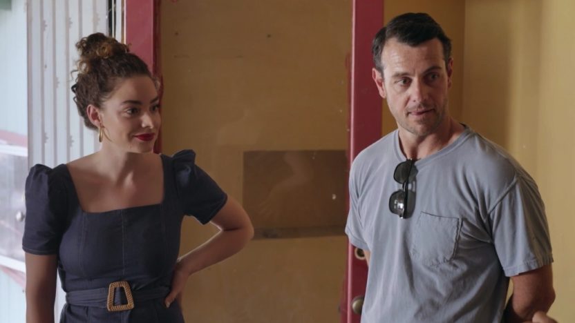 'Fix My Flip': Page Turner Reveals One No-Brainer Bathroom Upgrade