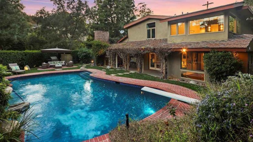 'Fascinating Metamorphosis': Water Pump House Now a Luxury Residence