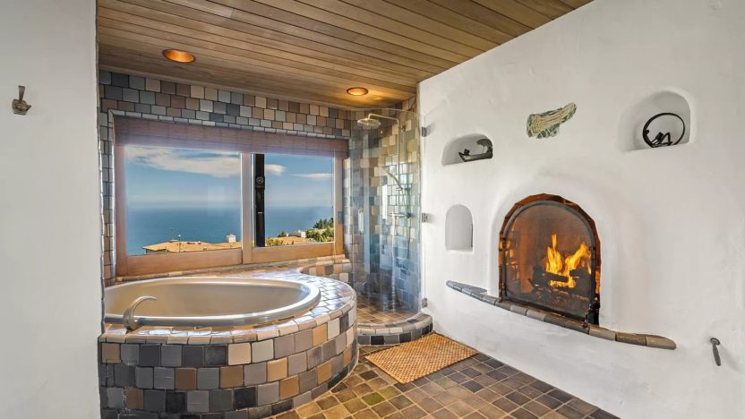 Take a Look Inside the Secret Service's $30K Monthly Malibu Rental
