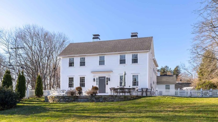 Buy a Bit of History: We Salute These 5 Homes Built in 1776