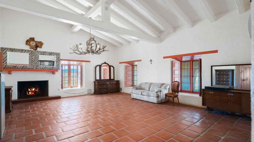 Revival House: Can You Make the $1.1M Mission Bell Ranch Ring Again?