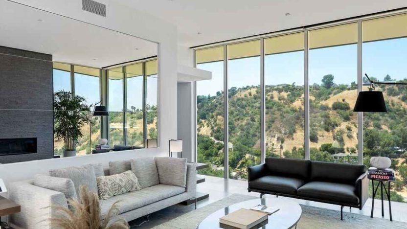 Most Luxurious of All Neutra Platform Houses Is Listed for $2M